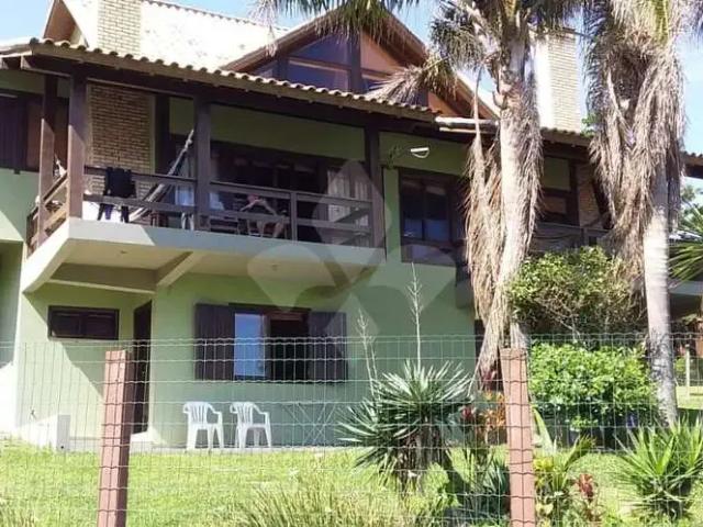 Casa / Sobrado em Condomínio para Venda em Garopaba/SC Centro 8 Quartos