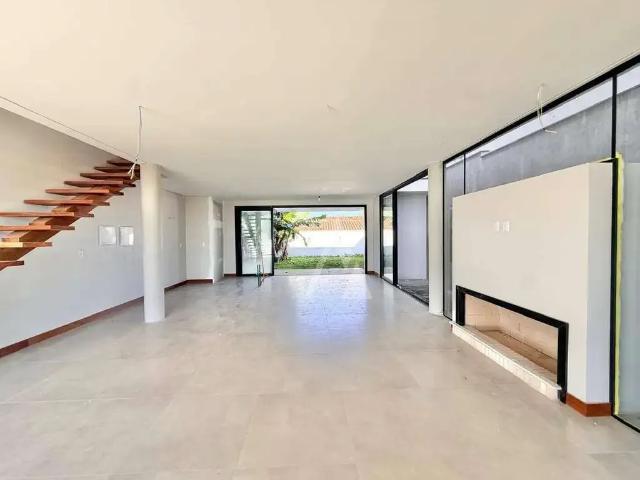 Casa / Sobrado em Condomínio para Venda em Garopaba/SC Areais da Palhocinha 3 Quartos