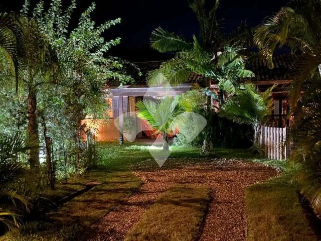 Casa / Sobrado em Condomínio para Venda em Garopaba/SC Encantada 3 Quartos