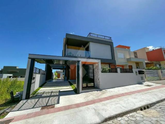 Casa / Sobrado em Condomínio para Venda em Garopaba/SC Ferraz 3 Quartos