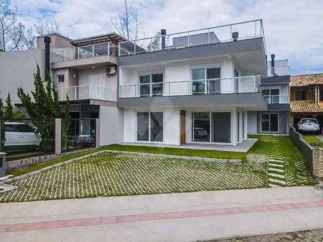 Casa / Sobrado em Condomínio para Venda em Garopaba/SC Ferraz 3 Quartos