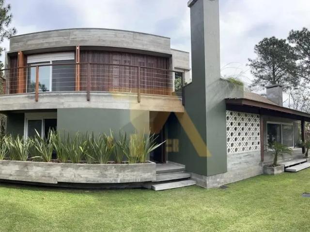 Casa / Sobrado em Condomínio para Venda em Garopaba/SC Limpa 3 Quartos