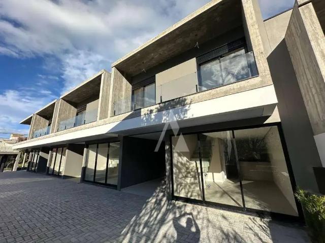 Casa / Sobrado em Condomínio para Venda em Garopaba/SC Morrinhos 2 Quartos