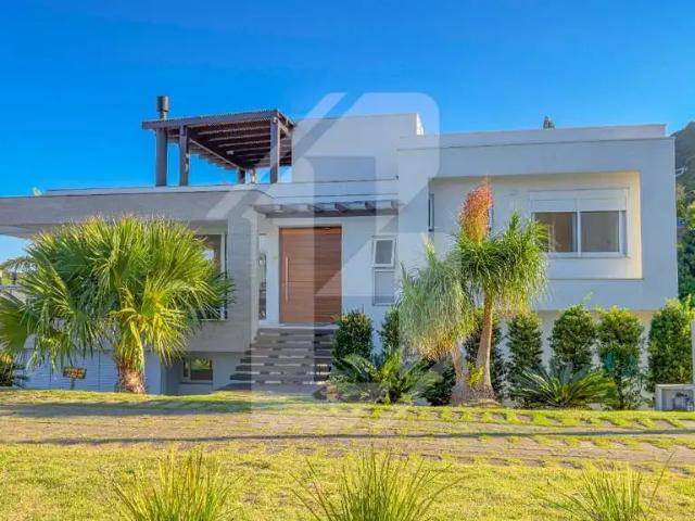 Casa / Sobrado em Condomínio para Venda em Garopaba/SC Morrinhos 3 Quartos