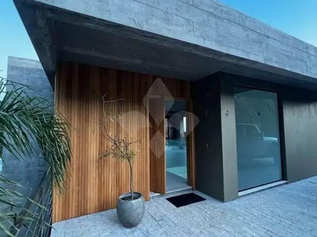 Casa / Sobrado em Condomínio para Venda em Garopaba/SC Siriú 3 Quartos