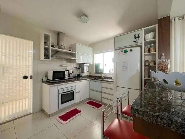 Casa / Sobrado em Condomínio para Venda em Goiânia/GO Jardim Novo Mundo 3 Quartos