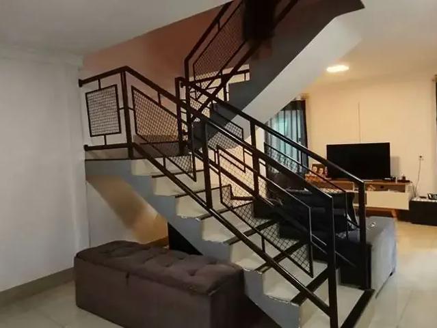 Casa / Sobrado em Condomínio para Venda em Goiânia/GO Jardim Presidente 4 Quartos