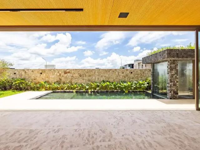Casa / Sobrado em Condomínio para Venda em Goiânia/GO Jardins França 5 Quartos