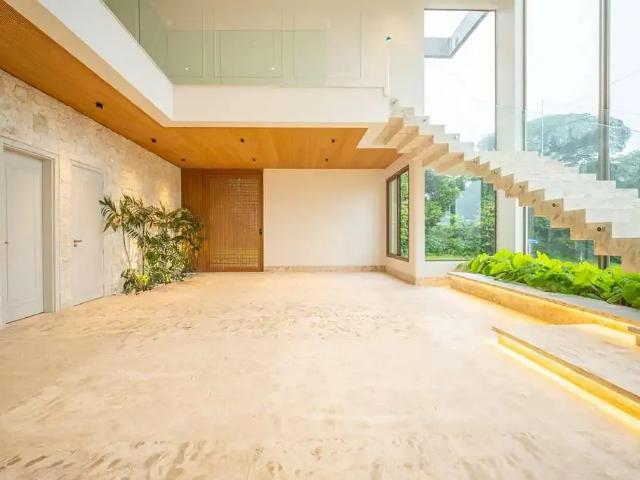 Casa / Sobrado em Condomínio para Venda em Goiânia/GO Jardins França 5 Quartos