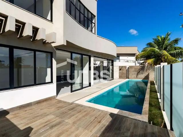 Casa / Sobrado em Condomínio para Venda em Goiânia/GO Jardins Lisboa 4 Quartos