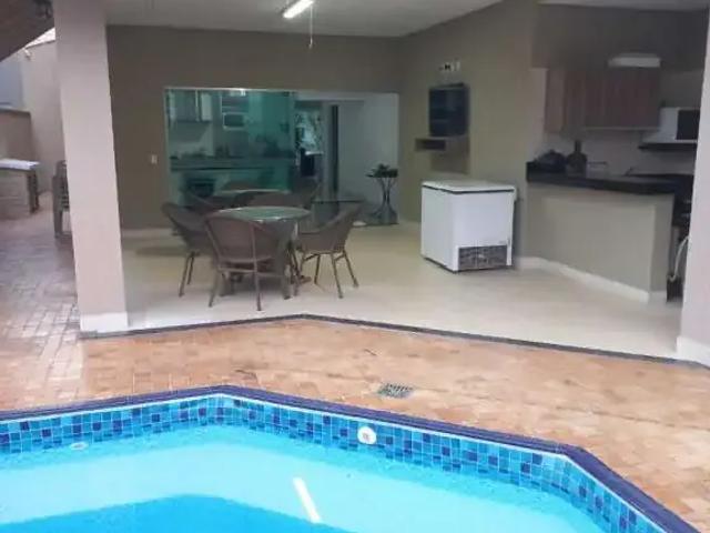 Casa / Sobrado em Condomínio para Venda em Goiânia/GO Jardins Lisboa 3 Quartos