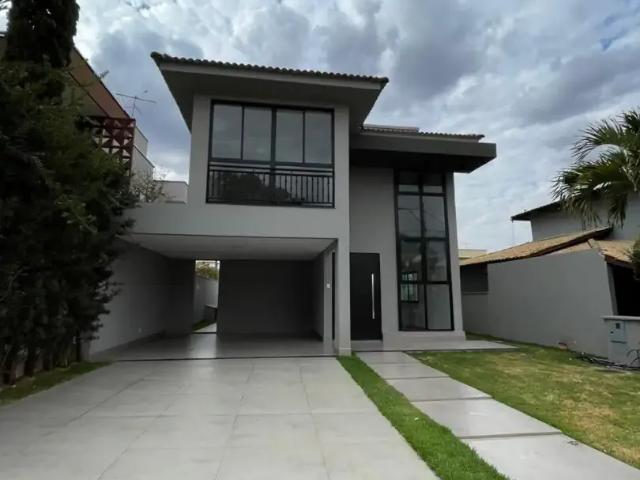 Casa / Sobrado em Condomínio para Venda em Goiânia/GO Loteamento Portal do Sol I 5 Quartos
