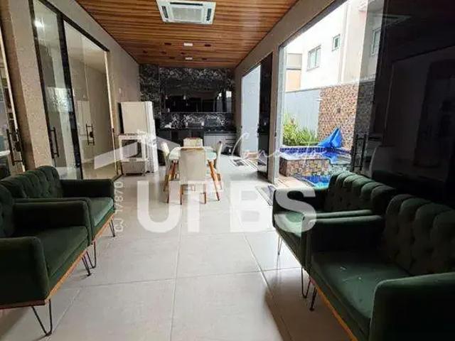 Casa / Sobrado em Condomínio para Venda em Goiânia/GO Residencial Goiânia Golfe Clube 3 Quartos