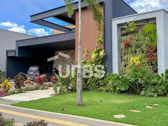 Casa / Sobrado em Condomínio para Venda em Goiânia/GO Residencial Goiânia Golfe Clube 3 Quartos
