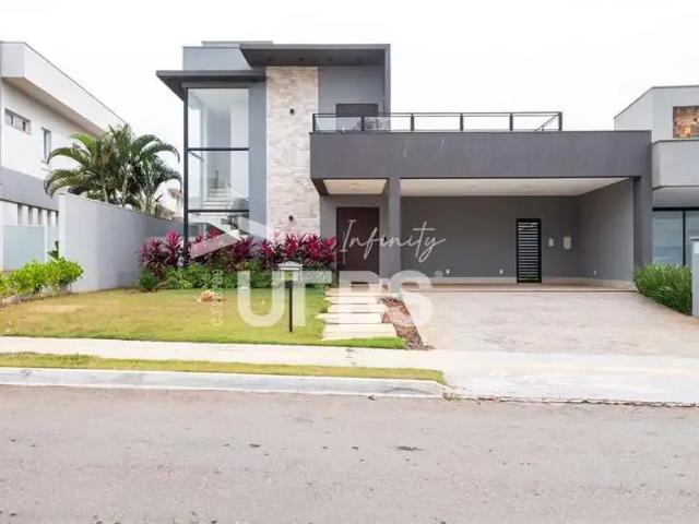 Casa / Sobrado em Condomínio para Venda em Goiânia/GO Residencial Goiânia Golfe Clube 3 Quartos