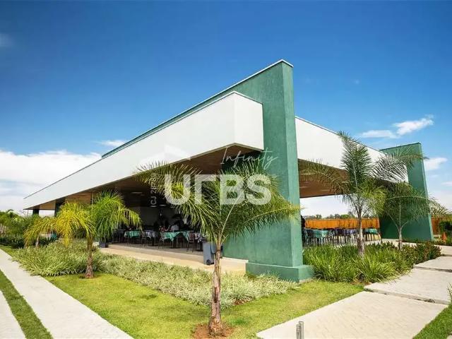 Casa / Sobrado em Condomínio para Venda em Goiânia/GO Residencial Goiânia Golfe Clube 4 Quartos