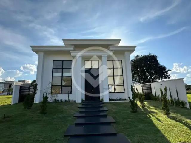 Casa / Sobrado em Condomínio para Venda em Goiânia/GO Residencial Goiânia Golfe Clube 4 Quartos