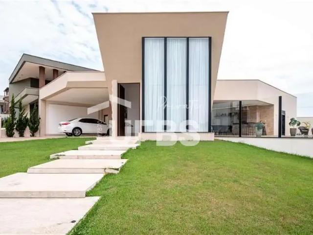 Casa / Sobrado em Condomínio para Venda em Goiânia/GO Residencial Goiânia Golfe Clube 4 Quartos