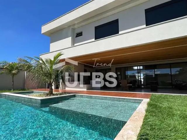 Casa / Sobrado em Condomínio para Venda em Goiânia/GO Residencial Goiânia Golfe Clube 4 Quartos