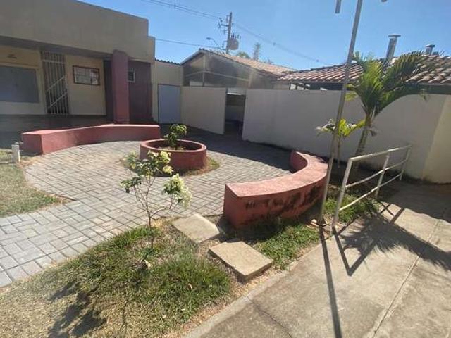 Casa / Sobrado em Condomínio para Venda em Goiânia/GO Residencial Jardins do Cerrado 4 3 Quartos
