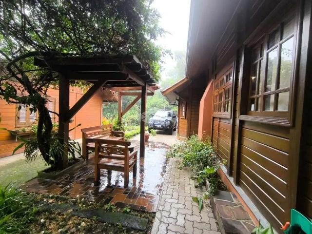 Casa / Sobrado em Condomínio para Venda em Gramado/RS Vale do Bosque 3 Quartos