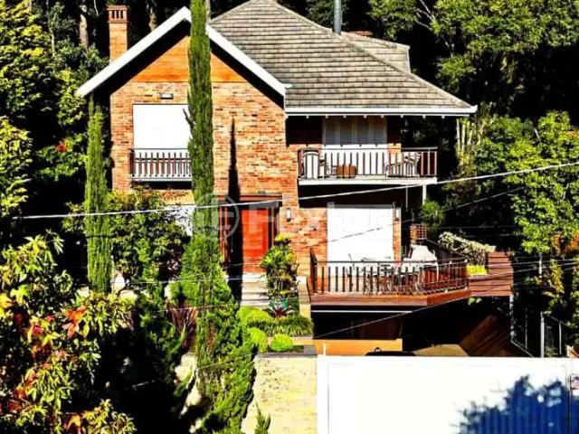 Casa / Sobrado em Condomínio para Venda em Gramado/RS Vale do Bosque 3 Quartos