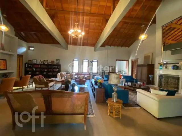 Casa / Sobrado em Condomínio para Venda em Gramado/RS Floresta 4 Quartos