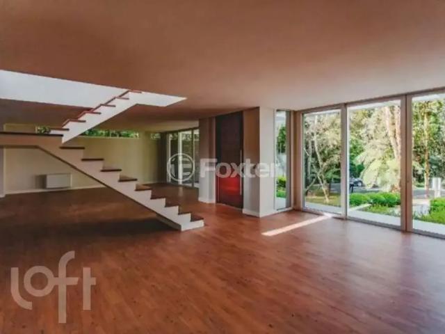 Casa / Sobrado em Condomínio para Venda em Gramado/RS Moura 4 Quartos