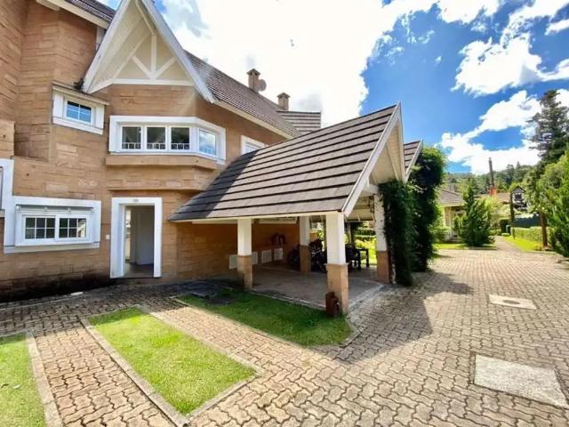 Casa / Sobrado em Condomínio para Venda em Gramado/RS Planalto 3 Quartos