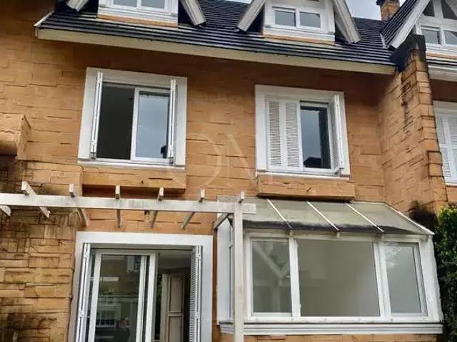 Casa / Sobrado em Condomínio para Venda em Gramado/RS Planalto 3 Quartos