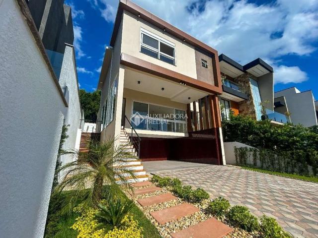 Casa / Sobrado em Condomínio para Venda em Gravataí/RS Centro 3 Quartos