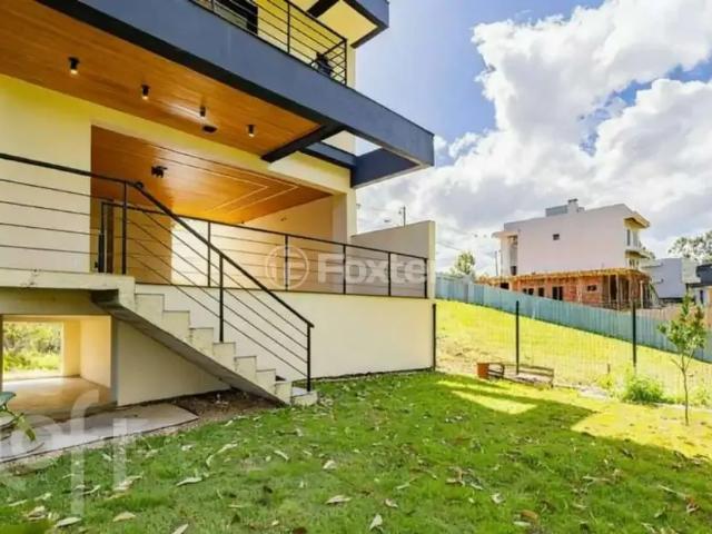 Casa / Sobrado em Condomínio para Venda em Gravataí/RS Centro 3 Quartos