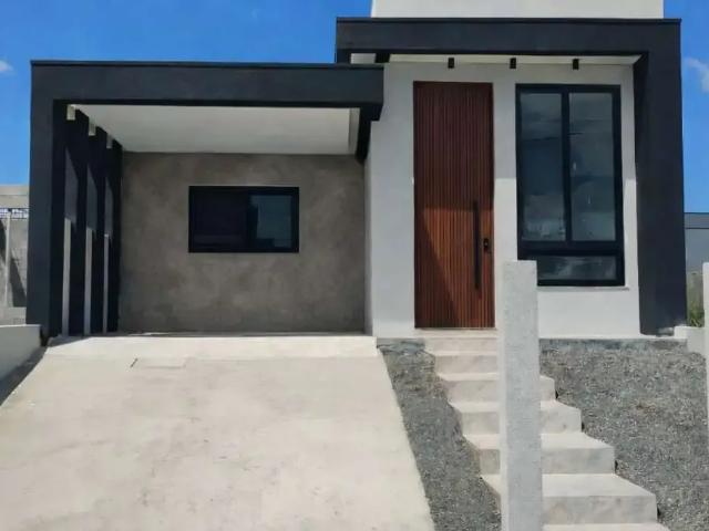 Casa / Sobrado em Condomínio para Venda em Gravataí/RS Barnabé 3 Quartos