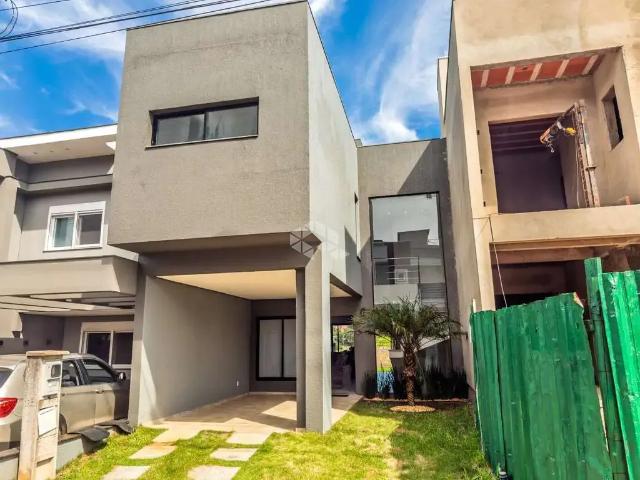 Casa / Sobrado em Condomínio para Venda em Gravataí/RS Jansen 3 Quartos