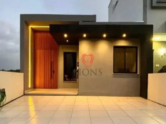 Casa / Sobrado em Condomínio para Venda em Gravataí/RS Jansen 3 Quartos