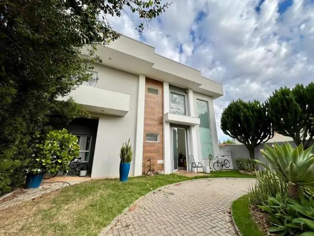 Casa / Sobrado em Condomínio para Venda em Holambra/SP Parque Nova Holanda 4 Quartos