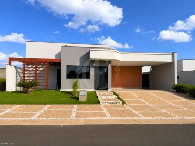 Casa / Sobrado em Condomínio para Venda em Holambra/SP Parque dos Ipes 3 Quartos