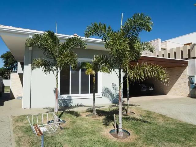 Casa / Sobrado em Condomínio para Venda em Holambra/SP Parque Residencial Palm Park 4 Quartos