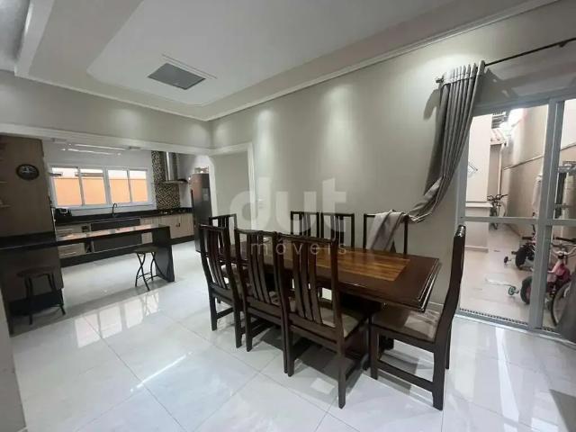 Casa / Sobrado em Condomínio para Venda em Hortolândia/SP Jardim Golden Park Residence 4 Quartos