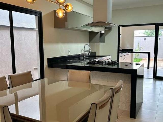 Casa / Sobrado em Condomínio para Venda em Hortolândia/SP Residencial Jardim do Jatobá 3 Quartos