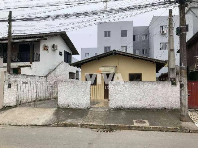 Casa / Sobrado em Condomínio para Venda em Itajaí/SC Cordeiros 2 Quartos