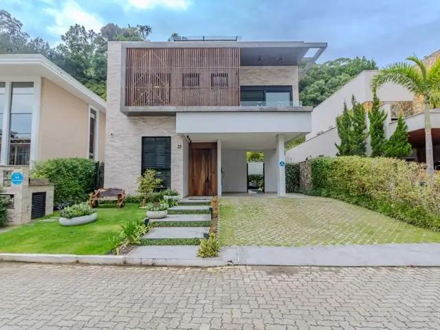 Casa / Sobrado em Condomínio para Venda em Itajaí/SC Fazenda 3 Quartos