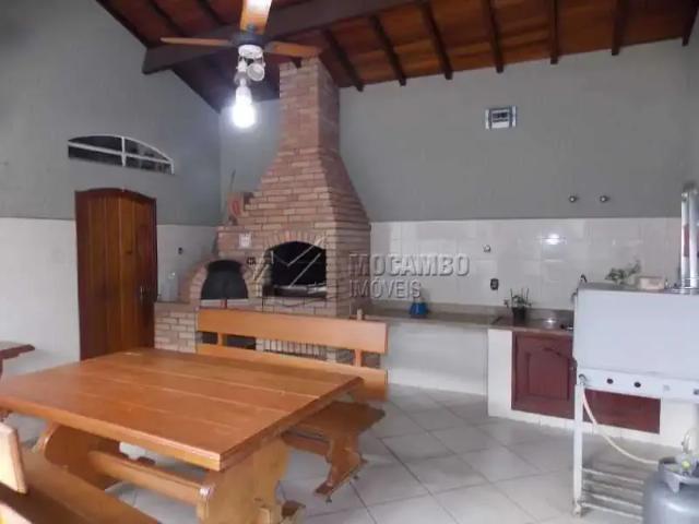 Casa / Sobrado em Condomínio para Venda em Itatiba/SP Bairro do Engenho 4 Quartos