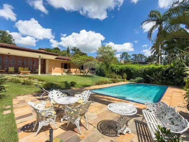 Casa / Sobrado em Condomínio para Venda em Itatiba/SP Morada das Fontes 5 Quartos