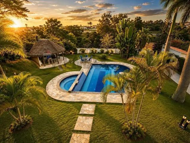 Casa / Sobrado em Condomínio para Venda em Itatiba/SP Parque da Fazenda 3 Quartos