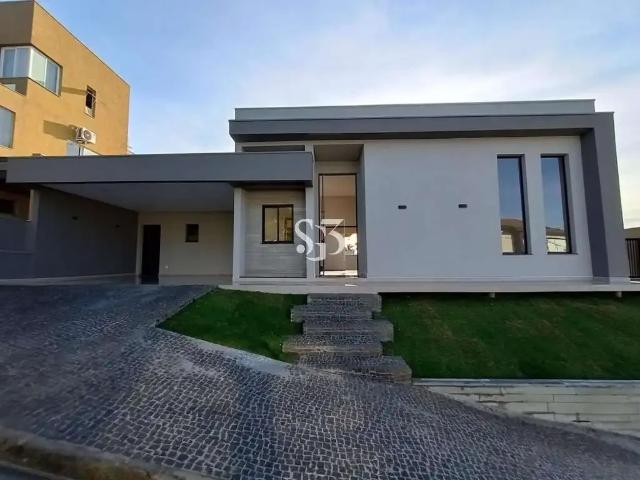Casa / Sobrado em Condomínio para Venda em Itatiba/SP Parque das Laranjeiras 3 Quartos