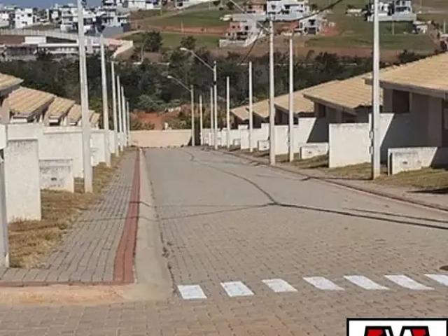 Casa / Sobrado em Condomínio para Venda em Itatiba/SP Parque das Laranjeiras 3 Quartos