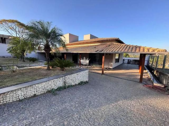Casa / Sobrado em Condomínio para Venda em Itaúna/MG Centro 3 Quartos