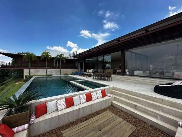 Casa / Sobrado em Condomínio para Venda em Itupeva/SP Centro 6 Quartos