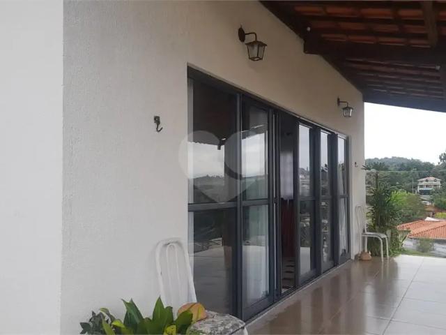 Casa / Sobrado em Condomínio para Venda em Itupeva/SP Outeiro das Flores 3 Quartos